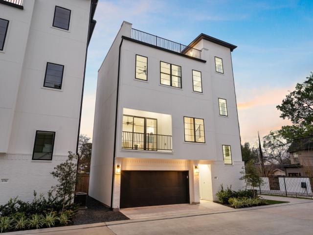 8708 Ojeman Crk Ln, Houston, TX 77055 | MLS #96928 | Compass