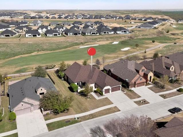 8708 Crestview Dr, Denton, TX 76207