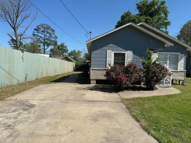 8708 Lanewood Dr, Houston, TX 77016 | MLS #36439 | Compass