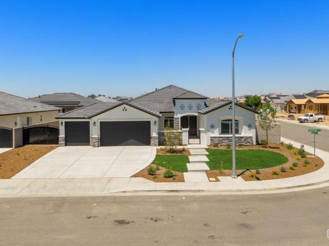 8708 Tamburlane Court
