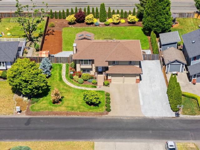 8709 nd Street Court E