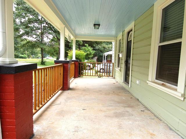 8709 Chapel Hill Road