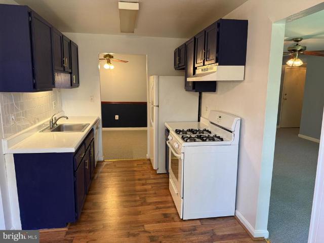 8709 Hayshed Lane # 33