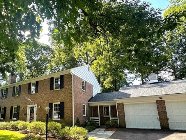 8700 Camille Dr, Potomac, MD 20854