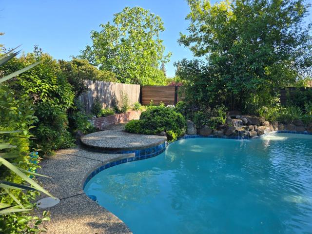 8700 Great Ct, Elk Grove, CA 95624 | MLS #226041 | Compass
