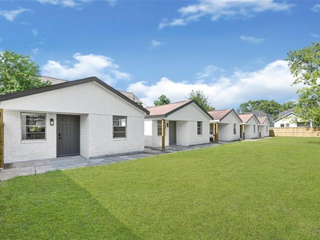 8701 Bertwood St, Houston, TX 77016