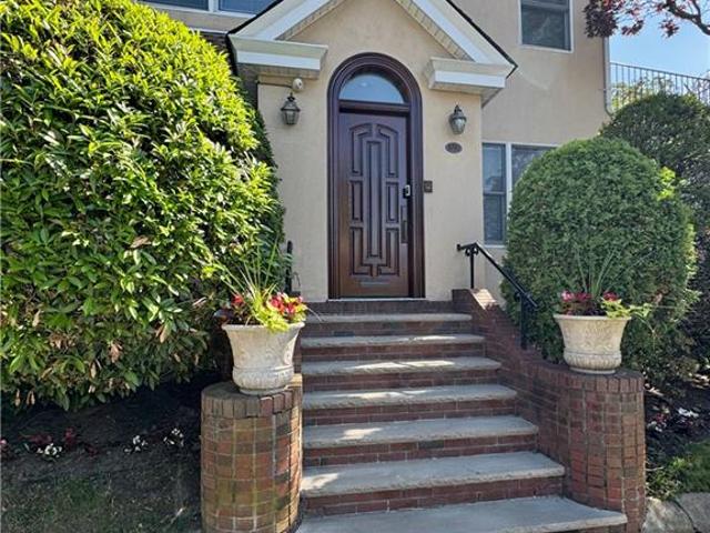 8701 Colonial Road