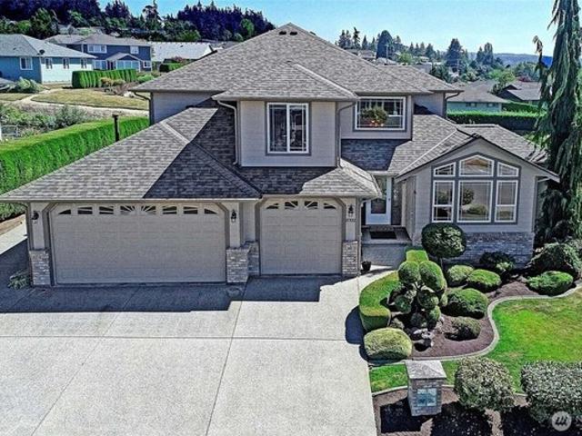 8702 Myrtle St, Stanwood, WA 98292
