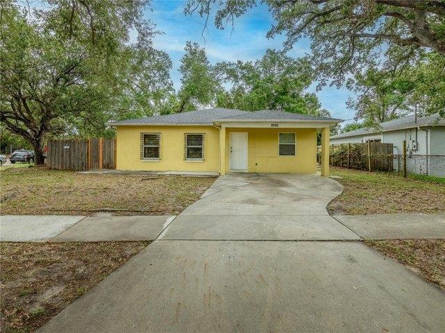 8702 Fish Lake Rd, Tampa, FL 33619
