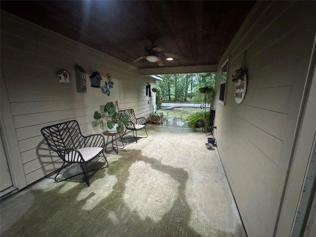 8702 Seber Dr, Tomball, TX 77375