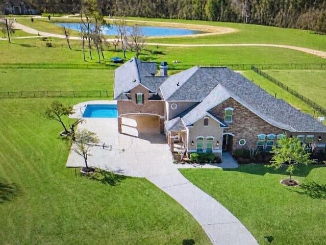 8703 Majesty Lane