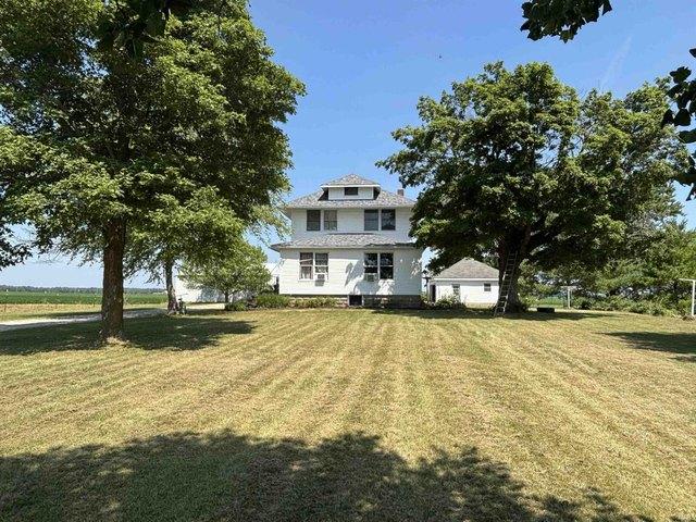 8703 N 100 Rd E, Huntington, IN 46750