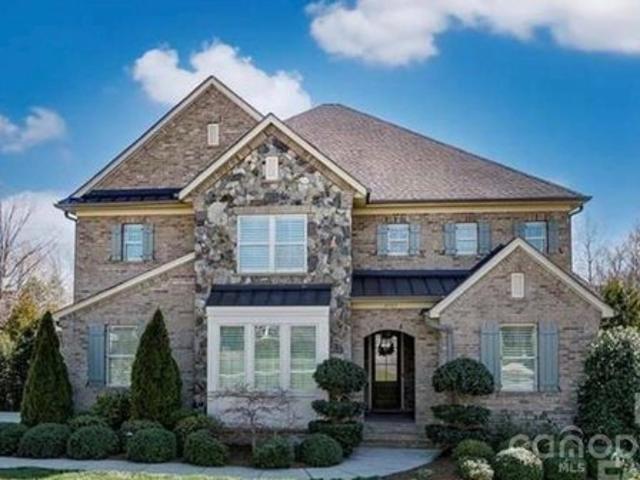 8703 Deakin Ct, Waxhaw, NC 28173