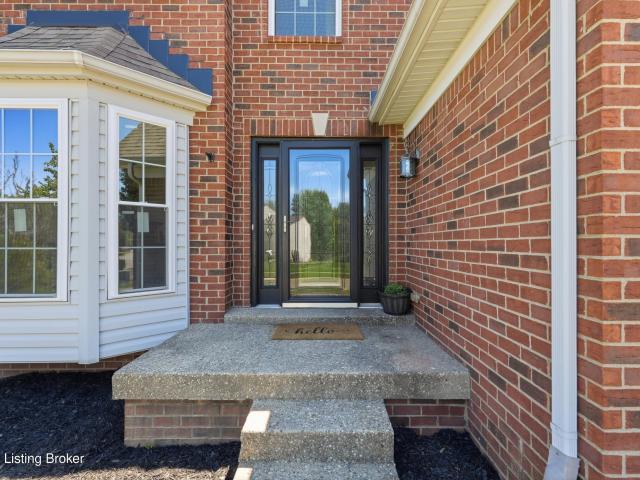 8703 Sanctuary Ln