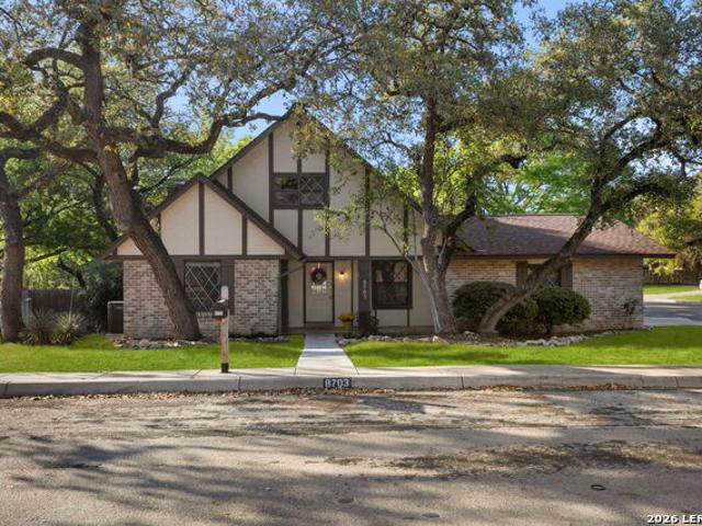 8703 Timberwick
