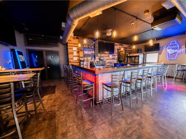 870 4th Ave