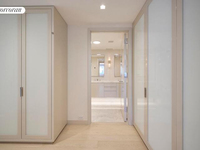 870 5th Avenue, Unit 14E