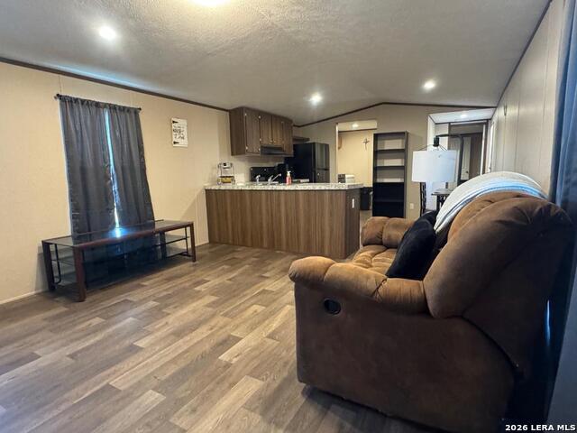 870 Ave. J