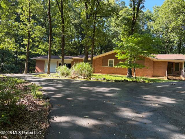 870 Green Acres Drive