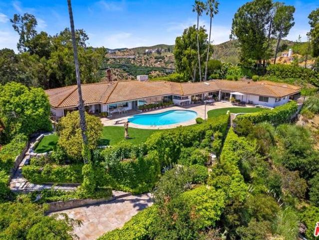 870 Linda Flora Dr, Los Angeles, CA 90049