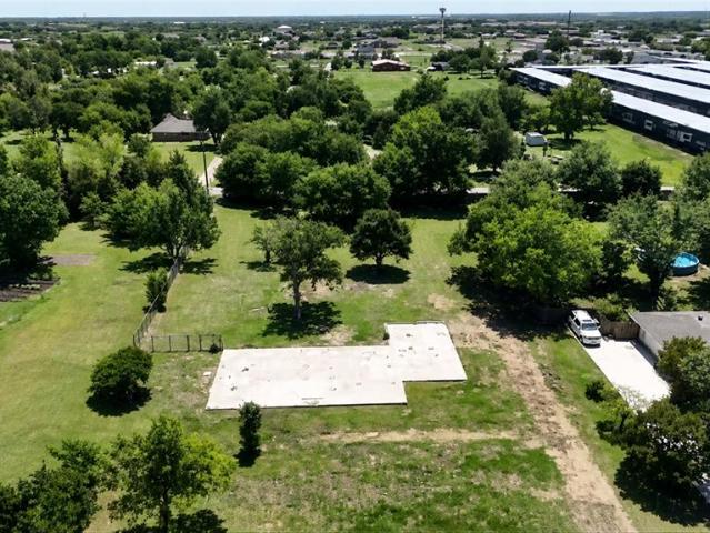 870 Meadowbrook Dr, Lucas, TX 75098 | MLS #21252 | Compass