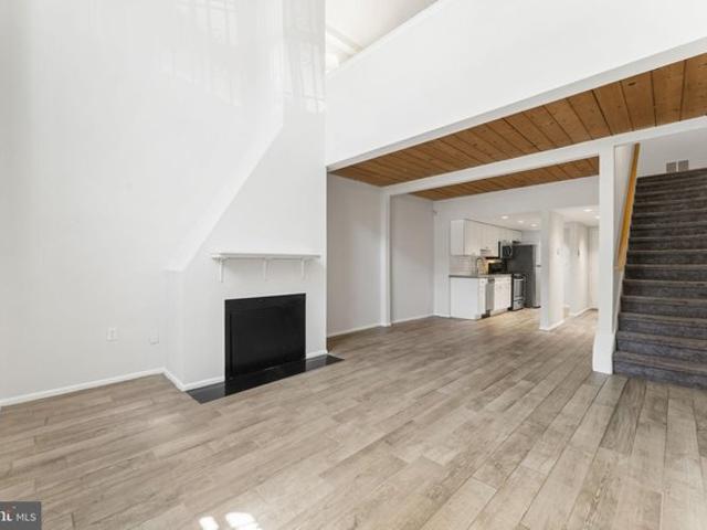 870 N 28th St Apt 115, Philadelphia, PA 19130