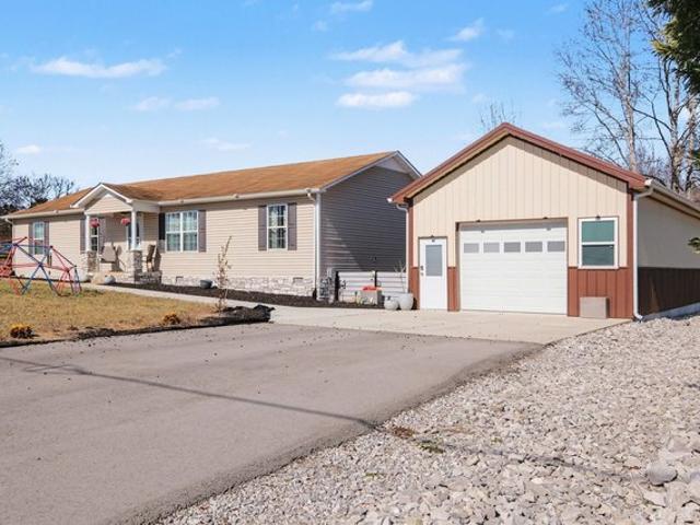 870 Newt Vanattia Rd, Hillsboro, TN 37342