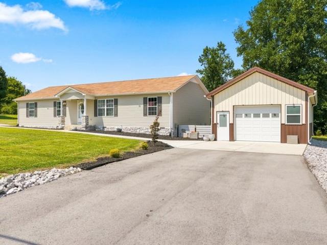 870 Newt Vanattia Rd, Hillsboro, TN 37342
