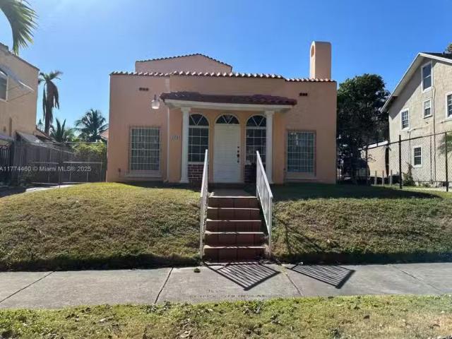 870 NW 14th Ct, Miami, FL 33125 MLS A11774460