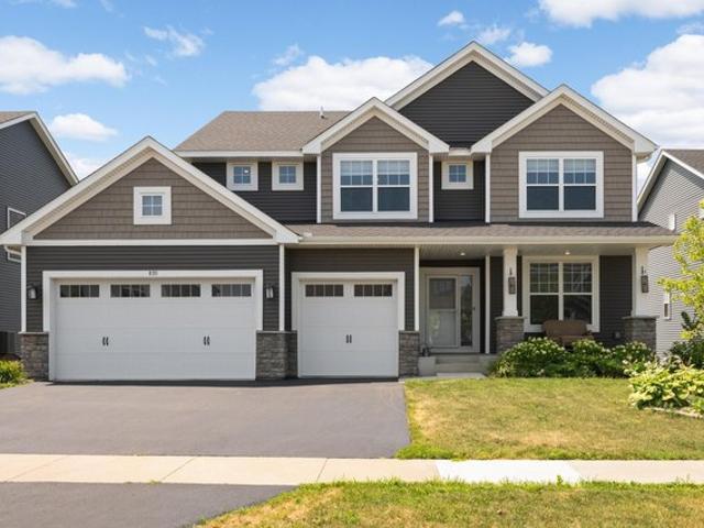 870 Spancil Hill Dr, Woodbury, MN 55129