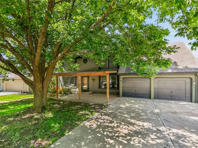 8714 N Troost Avenue