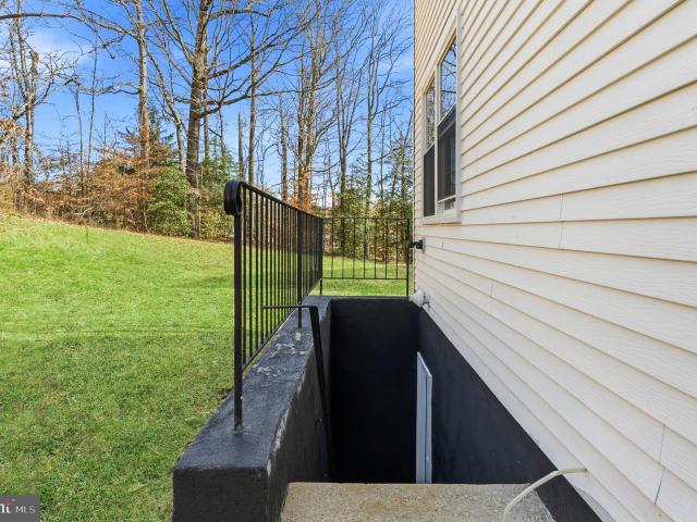 8714 Jeremy Ct, Clinton, MD 20735 | MLS #MDPG2190