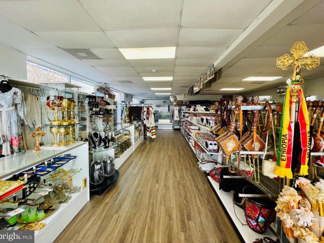 8714 Richmond Highway