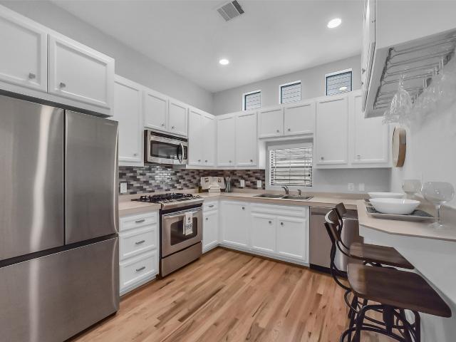 8715 Meadowcroft Drive 1102
