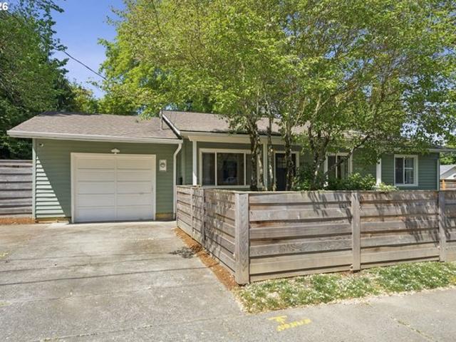 8715 N Swenson St, Portland, OR 97203