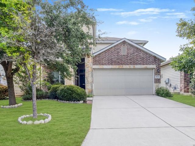 8715 Dove Oak Ln, San Antonio, TX 78254