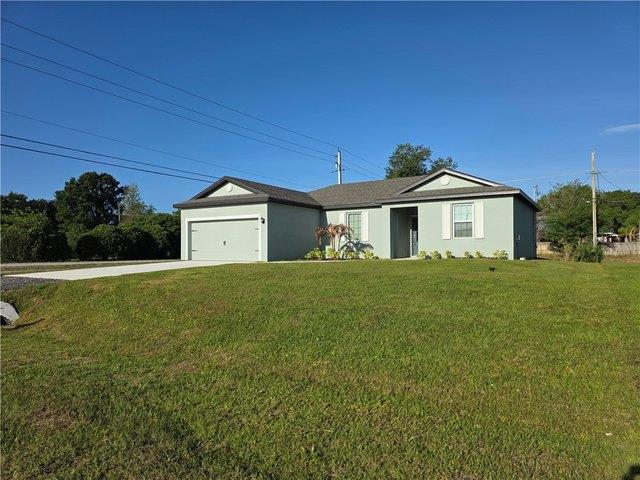 8715 98th Ct, Vero Beach, FL 32967