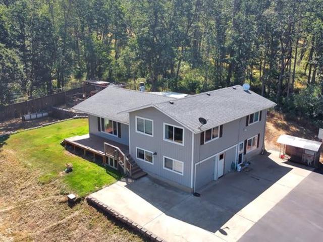 87167 Dukhobar Rd, Eugene, OR 97402