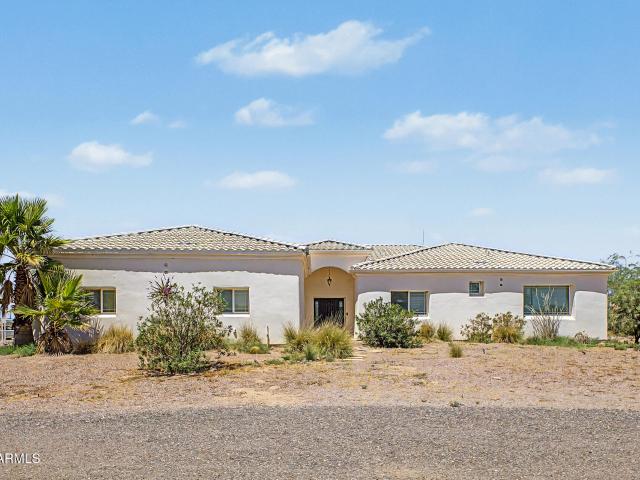 8716 n thunderbird road