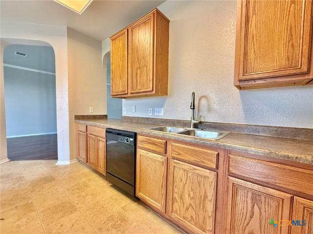 8716 Starview St, Temple, TX 76502 | MLS #600988 | Compass