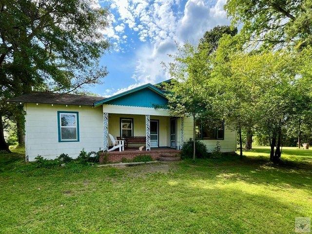 8716 TX Highway 8 S, Maud, TX 75567