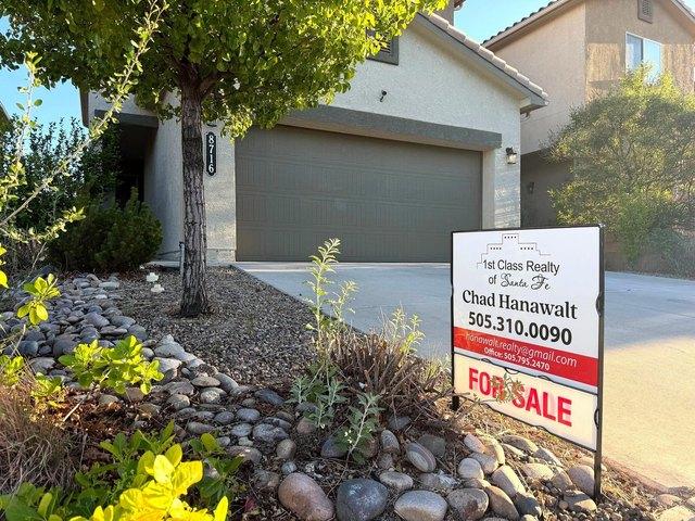 8716 Warm Wind Pl NW, Albuquerque, NM 87120