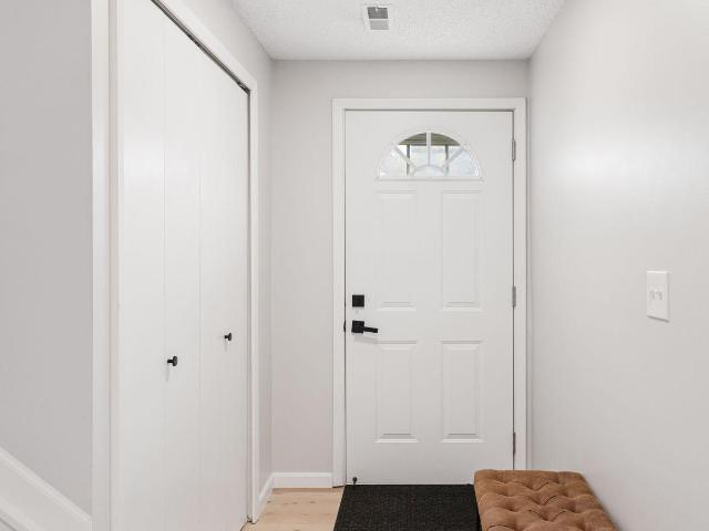 8717 N Maplebrook Circle