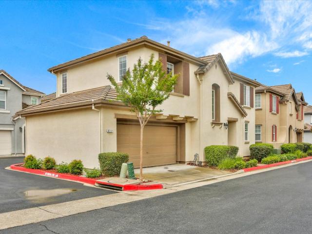 8717 Cortina Cir, Roseville, CA 95678 | MLS #226051 | Compass
