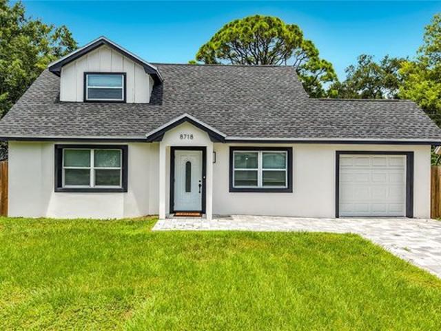 8718 94th St, Seminole, FL 33777