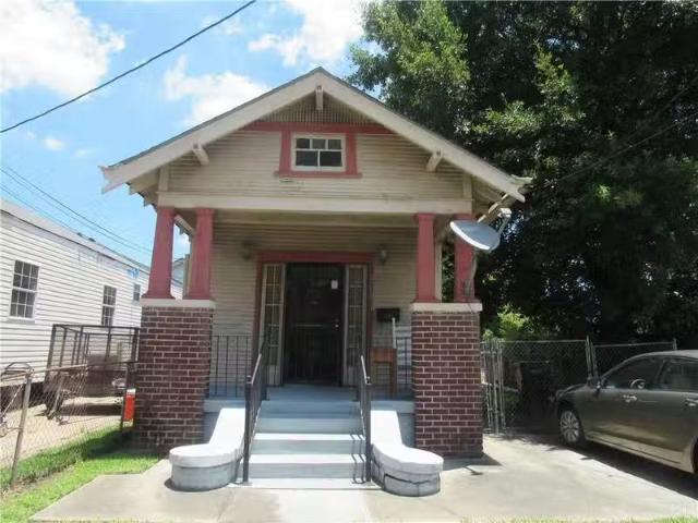 8719 FIG ST, NEW ORLEANS, LA 70118 Single Family Residence For.