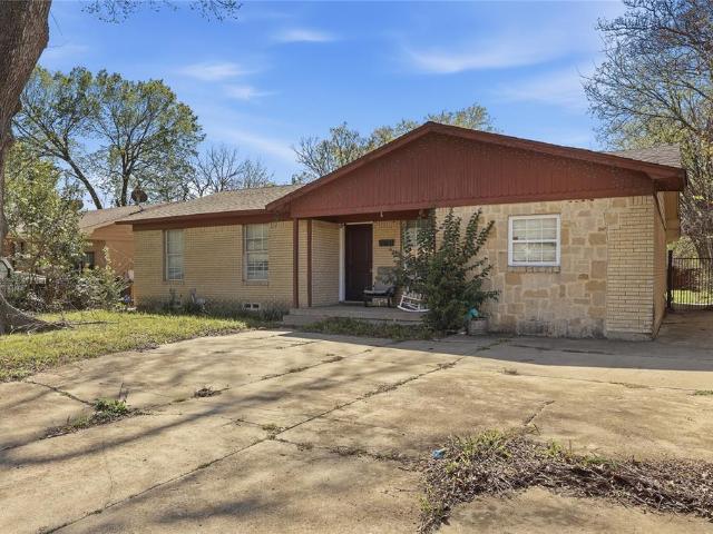 8719 Freeport Dr, Dallas, TX 75228 | Compass