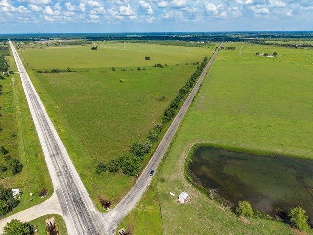 8719 Highway 159 E, Bellville, TX 77418