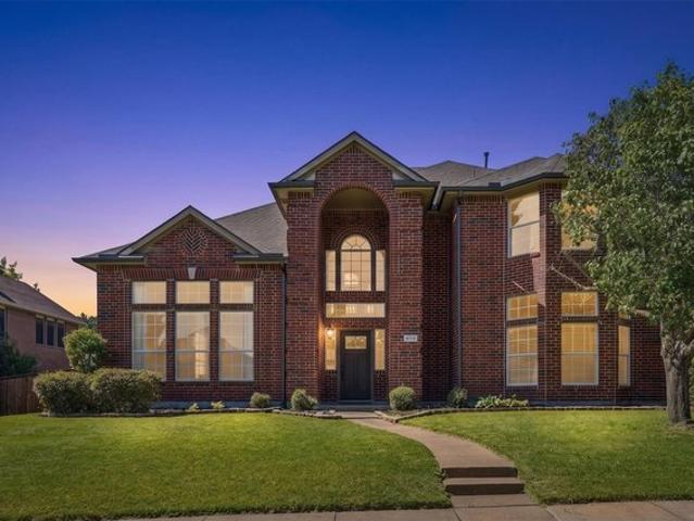 8710 Creekside Dr, Rowlett, TX 75089