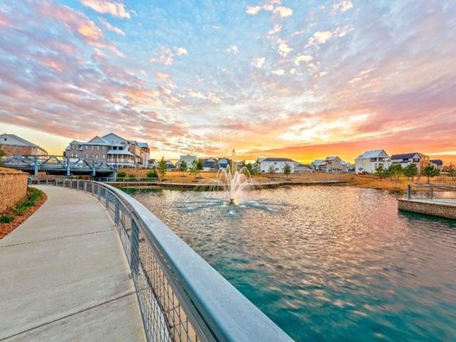 8710 Park Kolbe Ln, Houston, TX 77080
